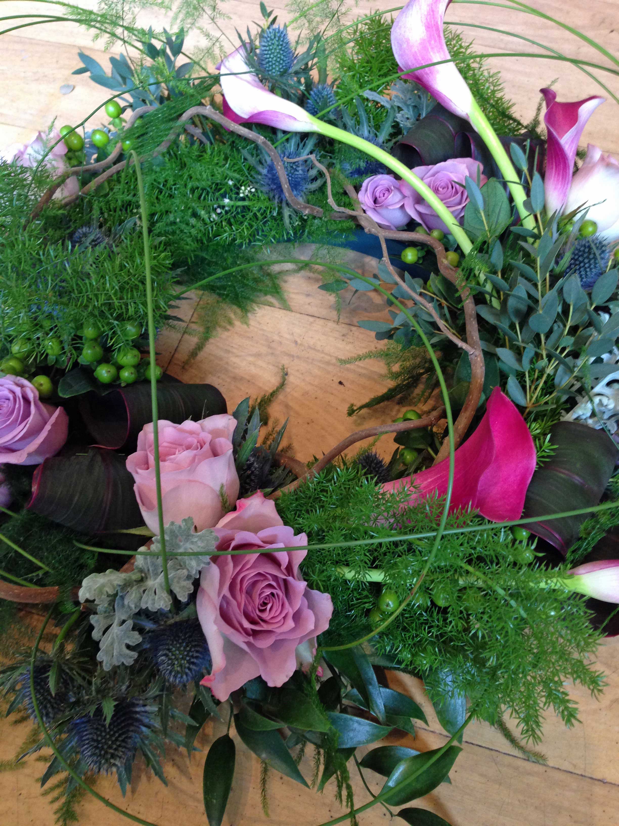 modern_wreath – Simply Flowers – Brighouse – Beautiful flowers designed ...